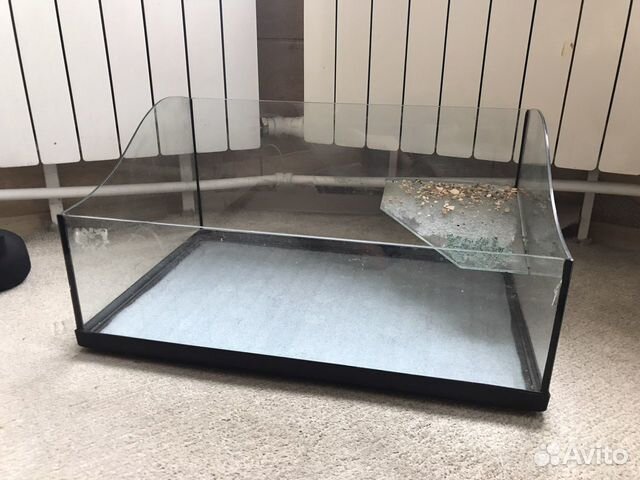 Аквариум 69см*46см основпние и высота 33см